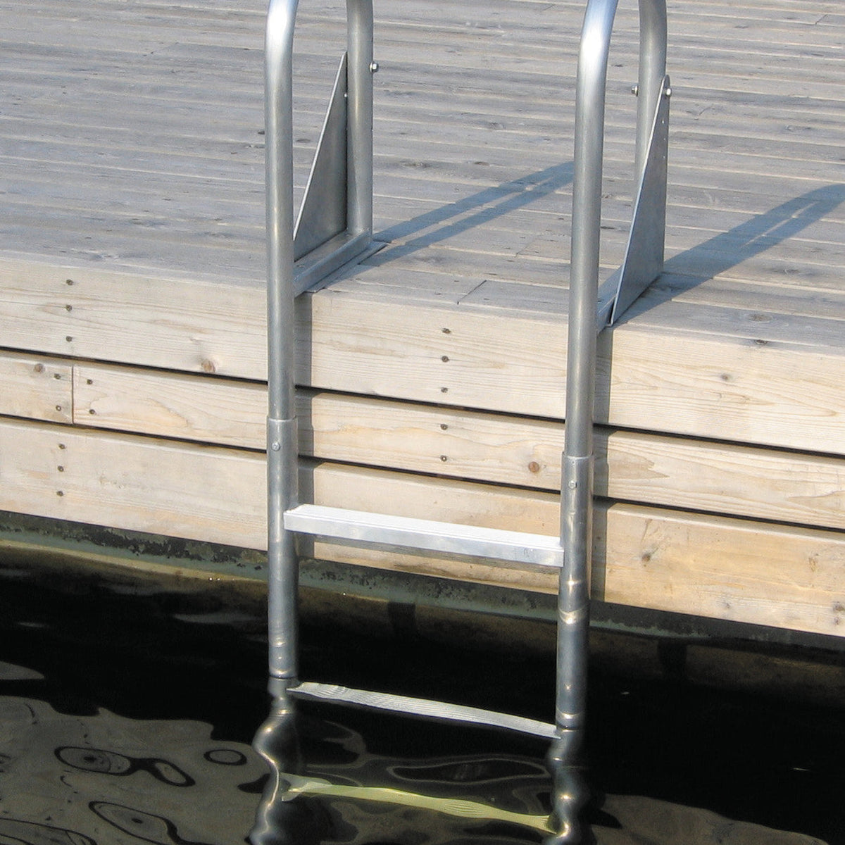 Dock Ladders — DIY-Docks.com